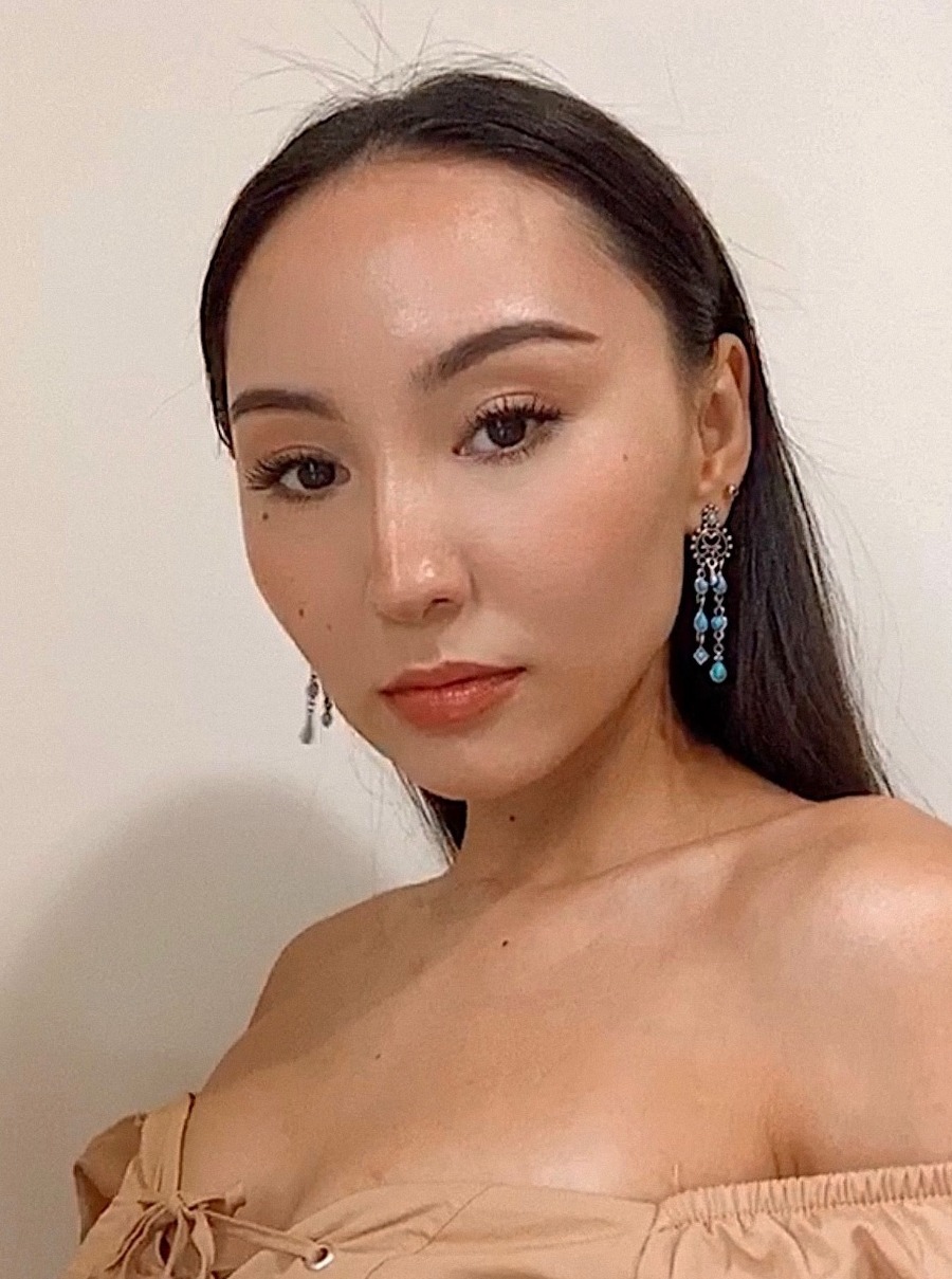 Discover Amys unique portfolio on MMG Talent!