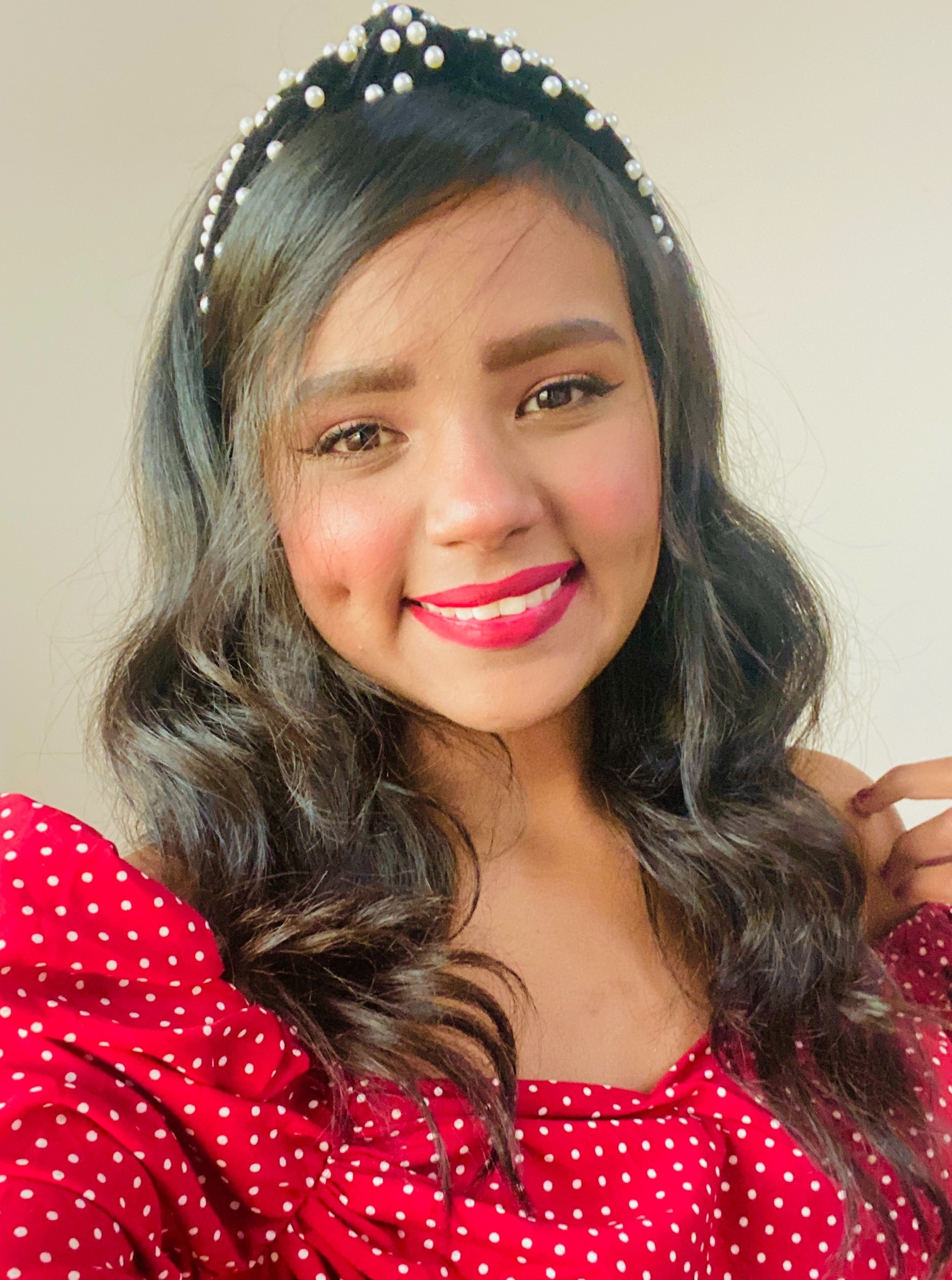 Ayaah from Dubai | Portfolio & Profile - Model, Hostess, Performer ...