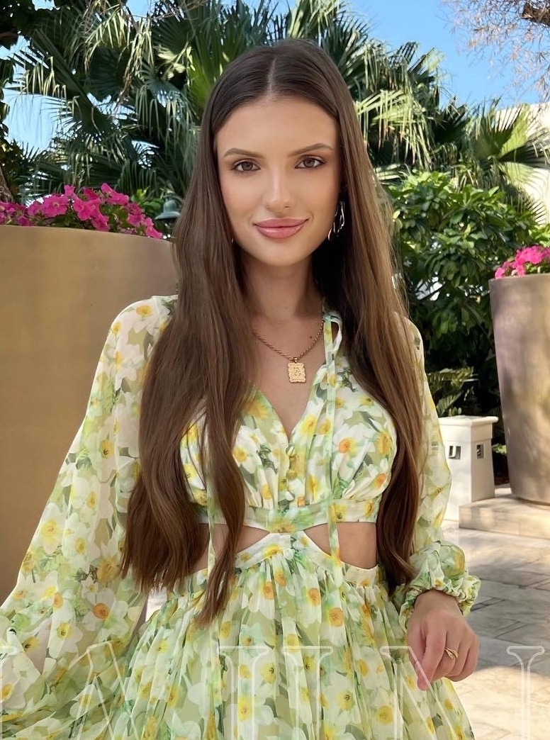 Alina from Dubai | Portfolio & Profile - Model, Hostess, Actor | MMG Talent