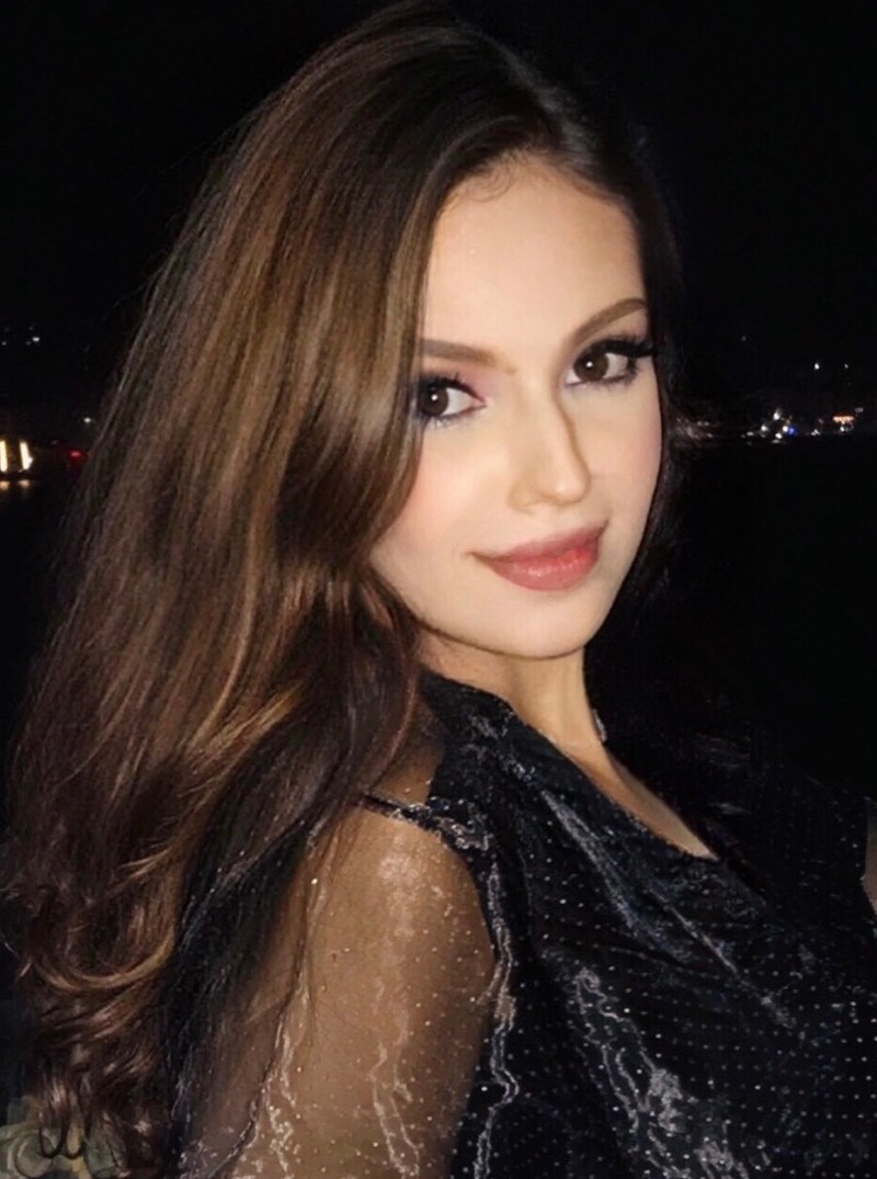 Discover Munas unique portfolio on MMG Talent!