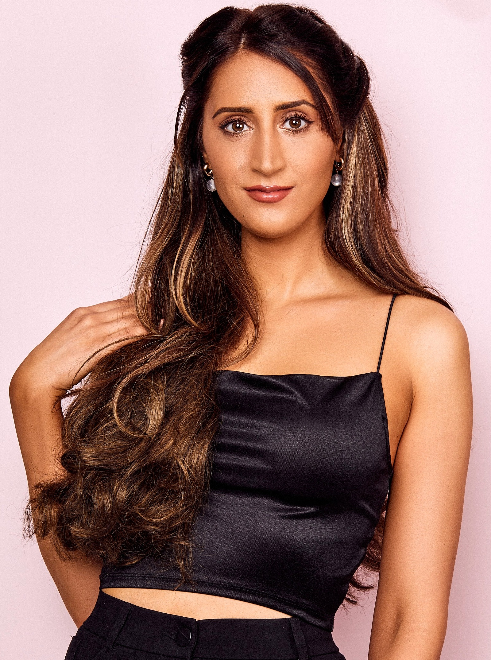 Discover Eishas unique portfolio on MMG Talent!