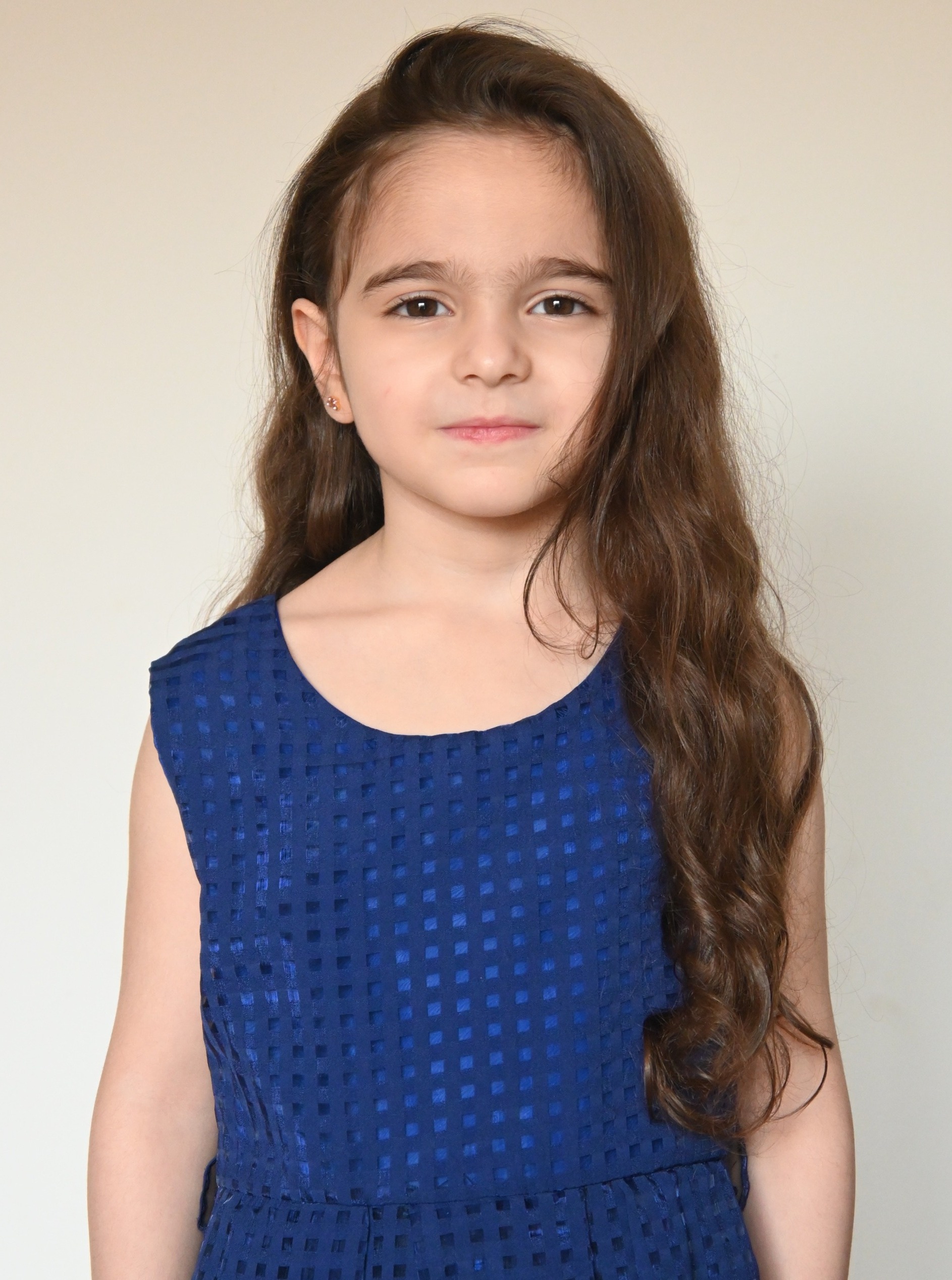 Discover Layans unique portfolio on MMG Talent!