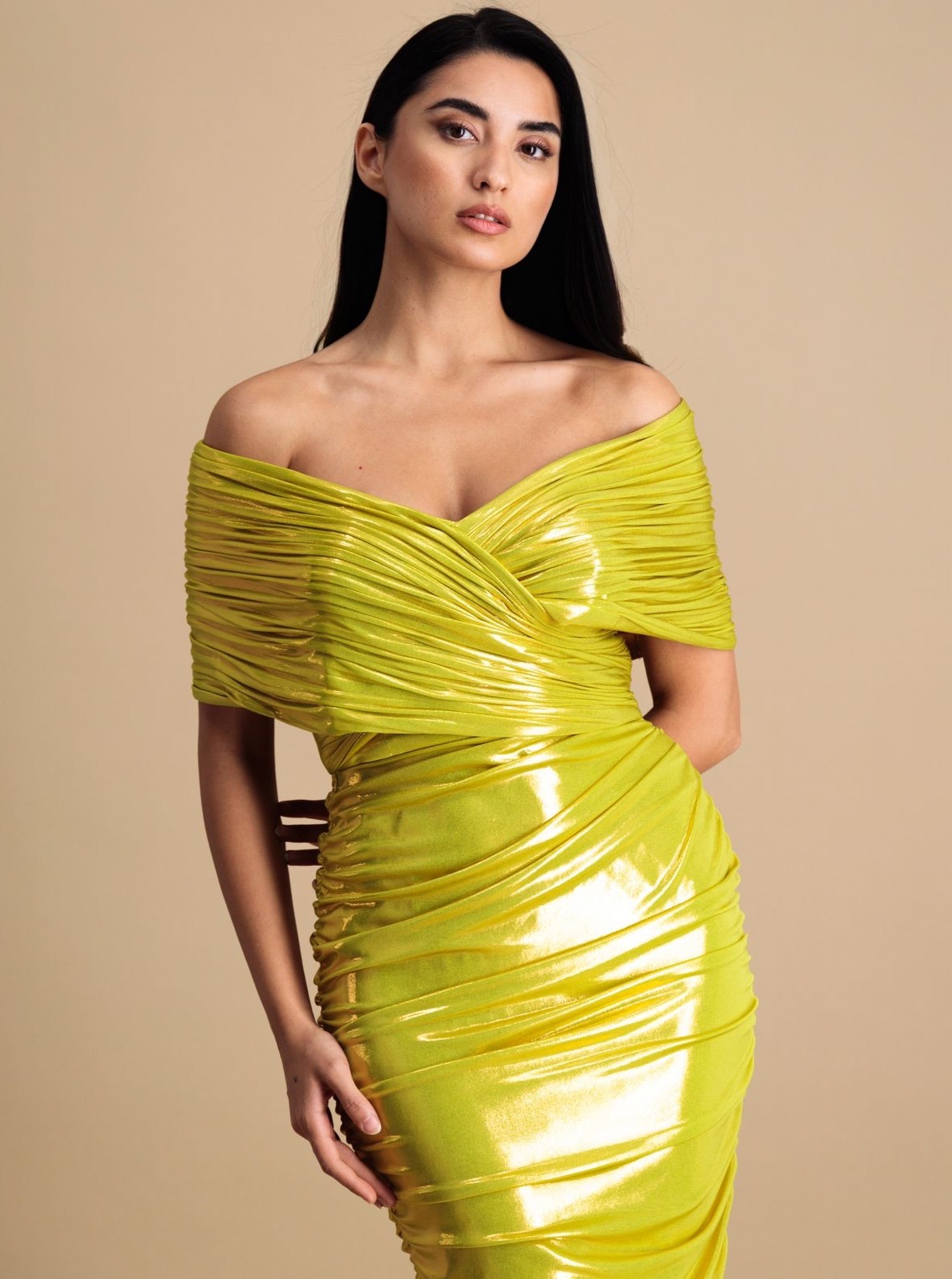 Nazanin from Dubai | Portfolio & Profile - Model, Hostess, Influencer ...