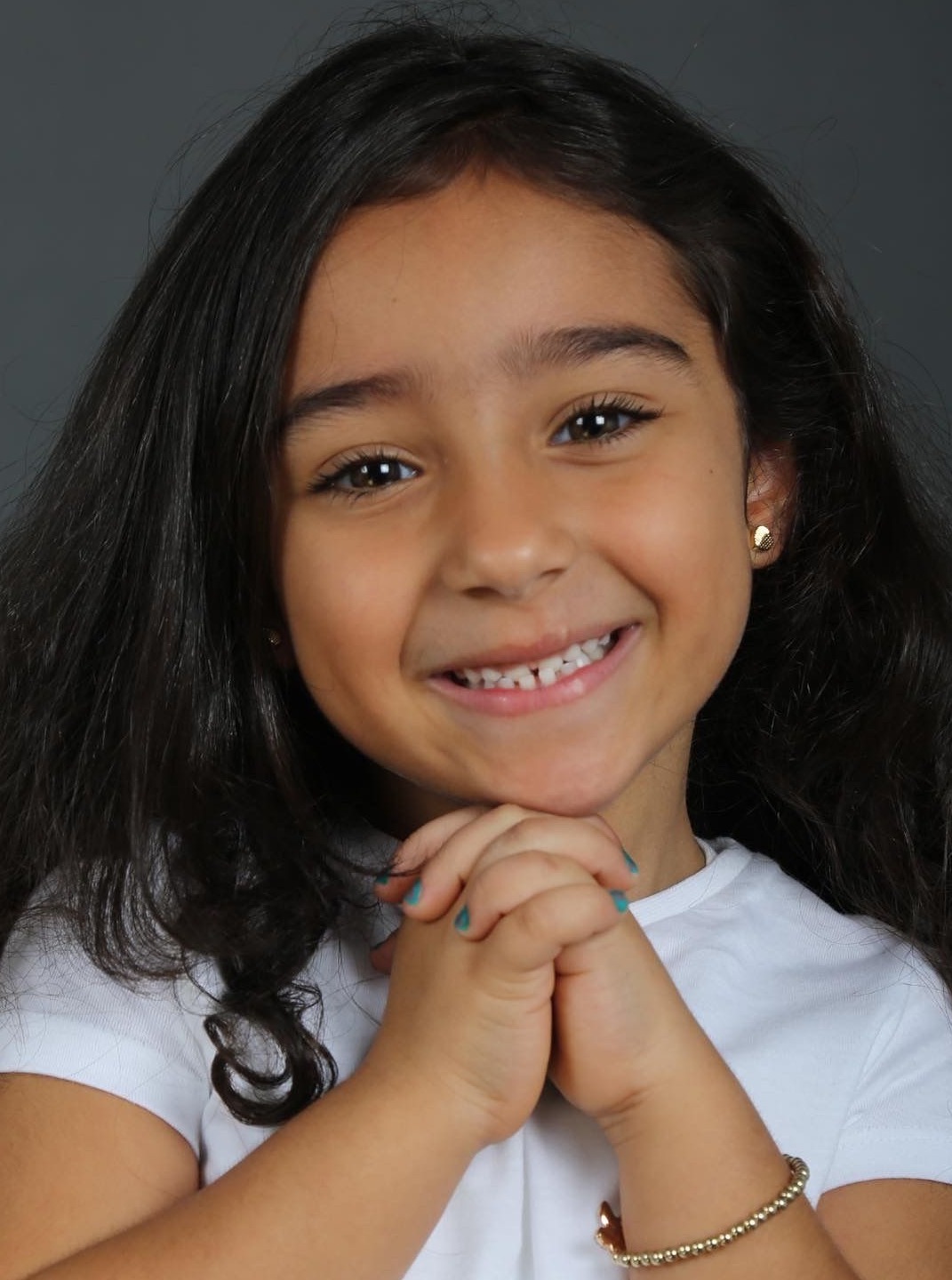 Maria Laura from Abudhabi | Portfolio & Profile - Model | MMG Talent