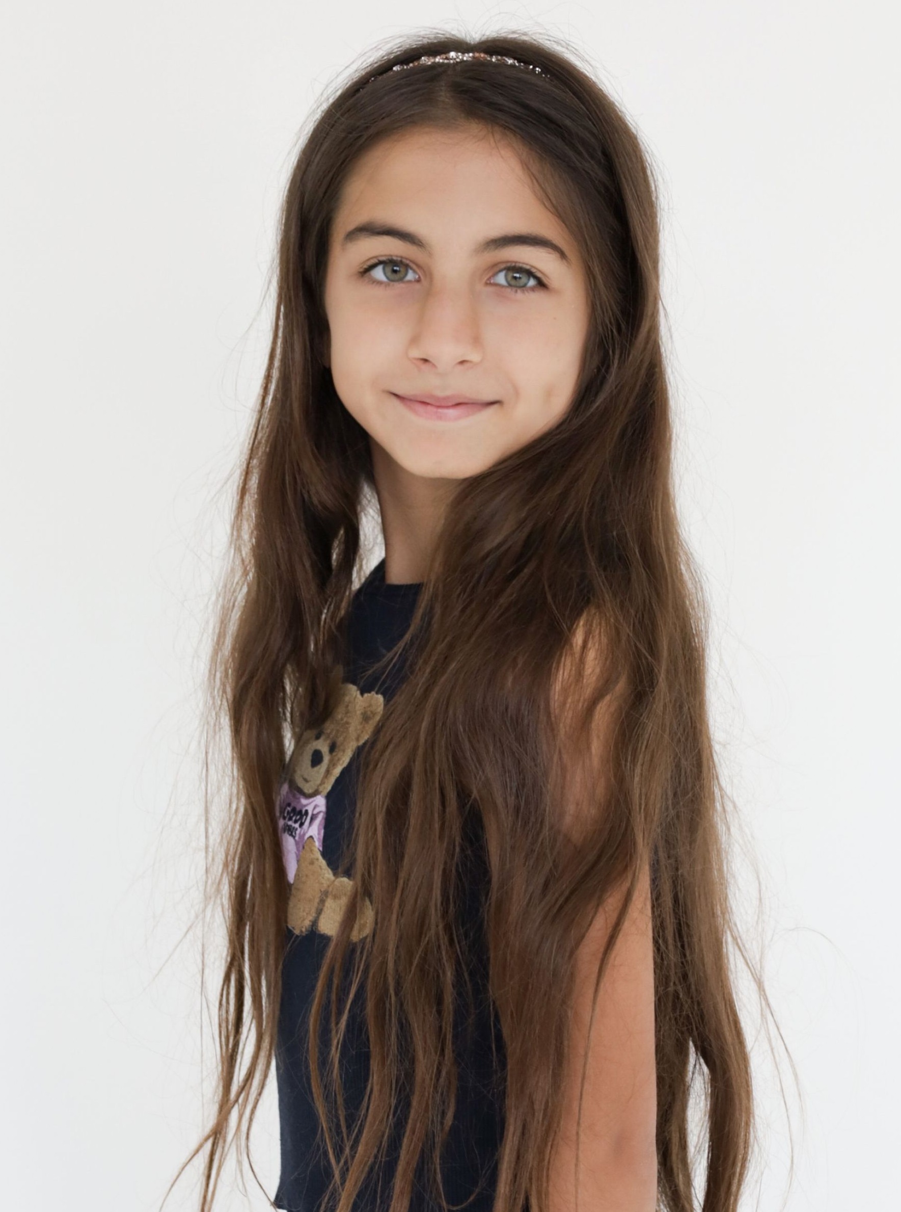 Discover Mayas unique portfolio on MMG Talent!