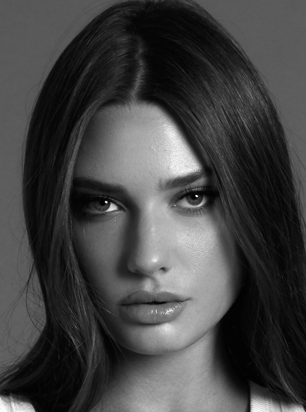 Discover Dashas unique portfolio on MMG Talent!