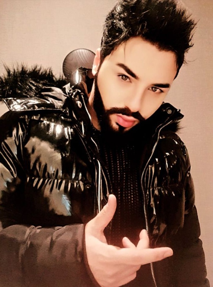 Discover Maleks unique portfolio on MMG Talent!