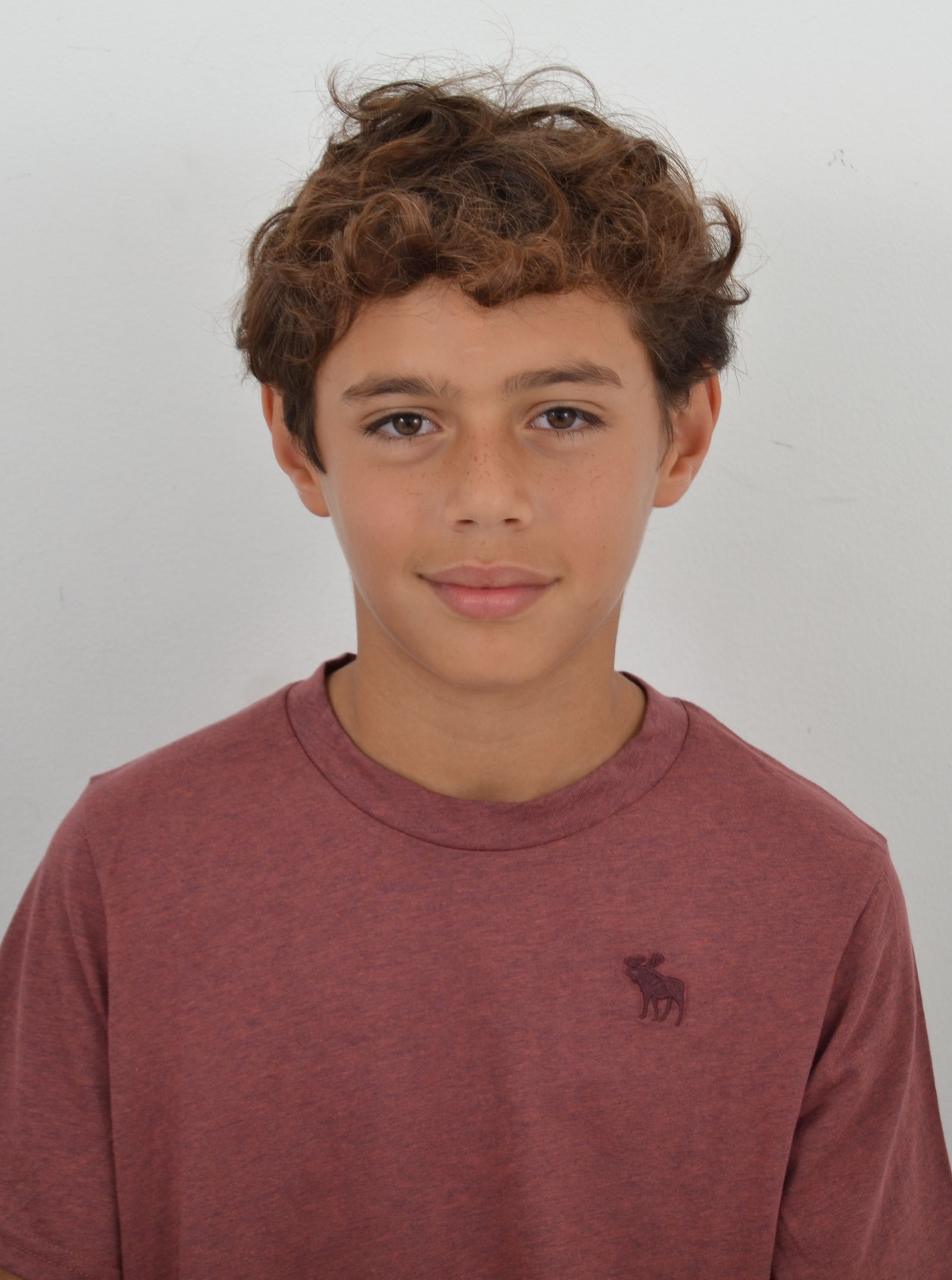 Selim from Dubai | Portfolio & Profile - Model, Hostess, Performer ...