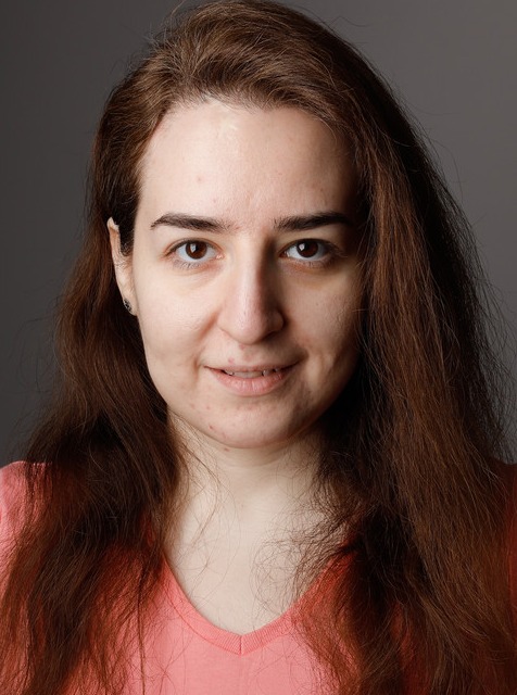 Discover Parisas unique portfolio on MMG Talent!