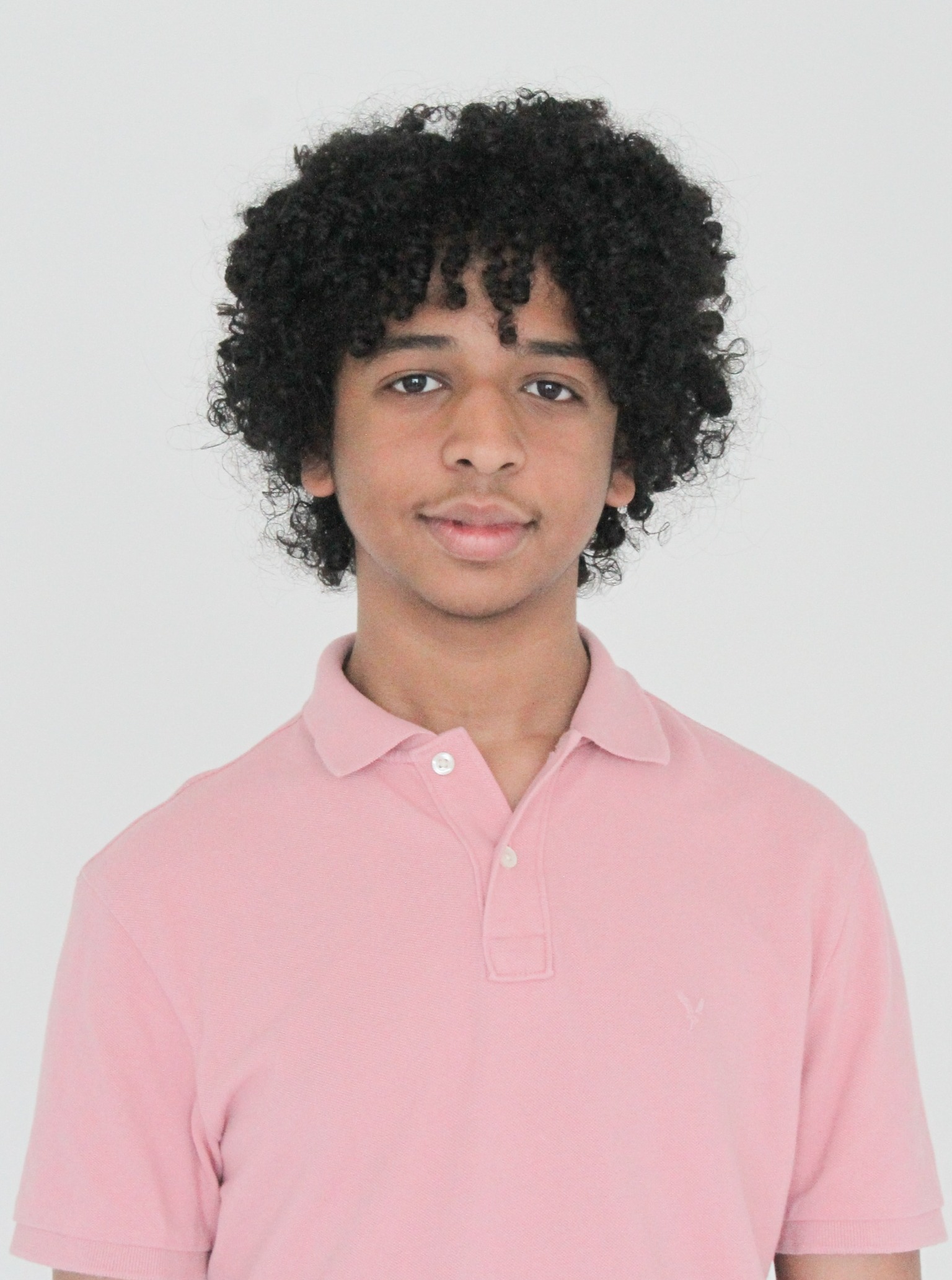 Issa from Dubai | Portfolio & Profile - Model, Actor | MMG Talent