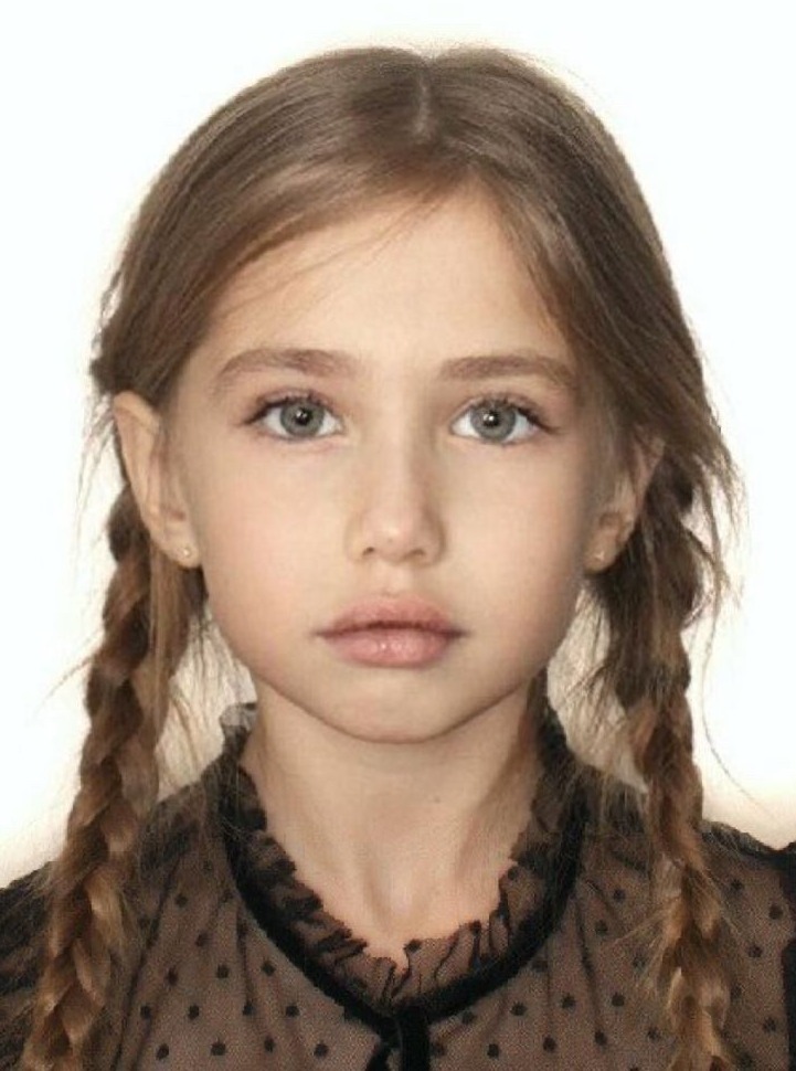 Discover Alisas unique portfolio on MMG Talent!