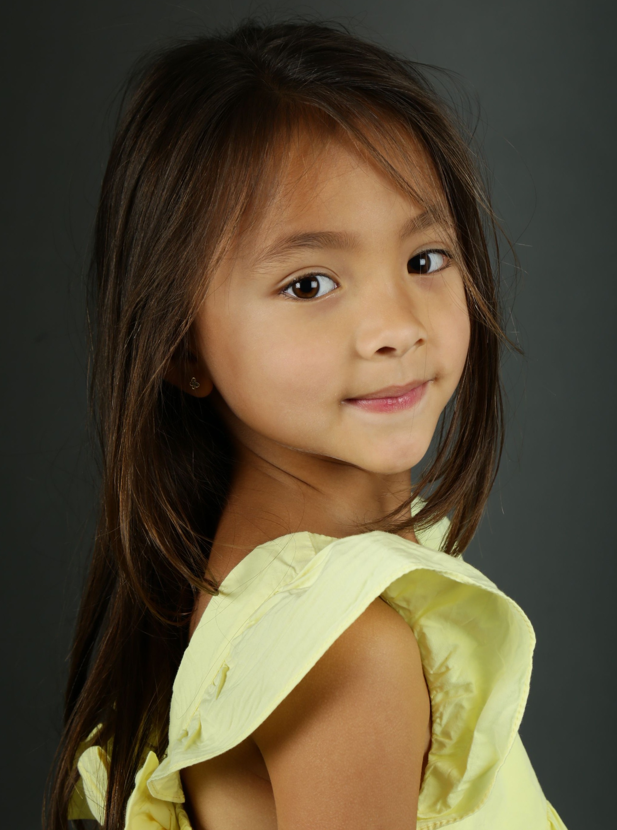 Discover Aria Zhiyis unique portfolio on MMG Talent!