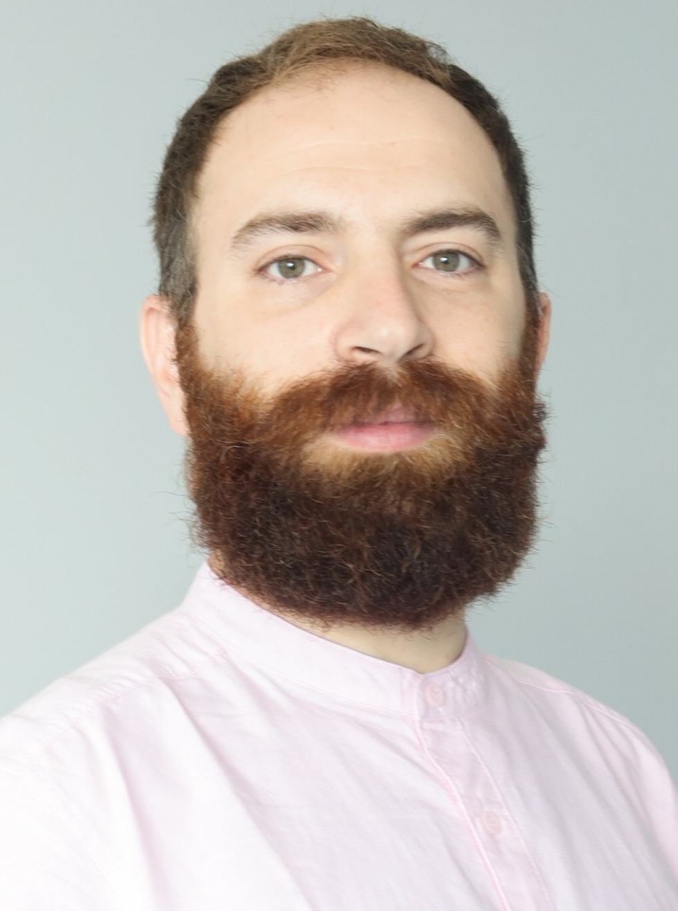 Anas from Dubai | Portfolio & Profile - Hostess, Performer, Voice Over ...