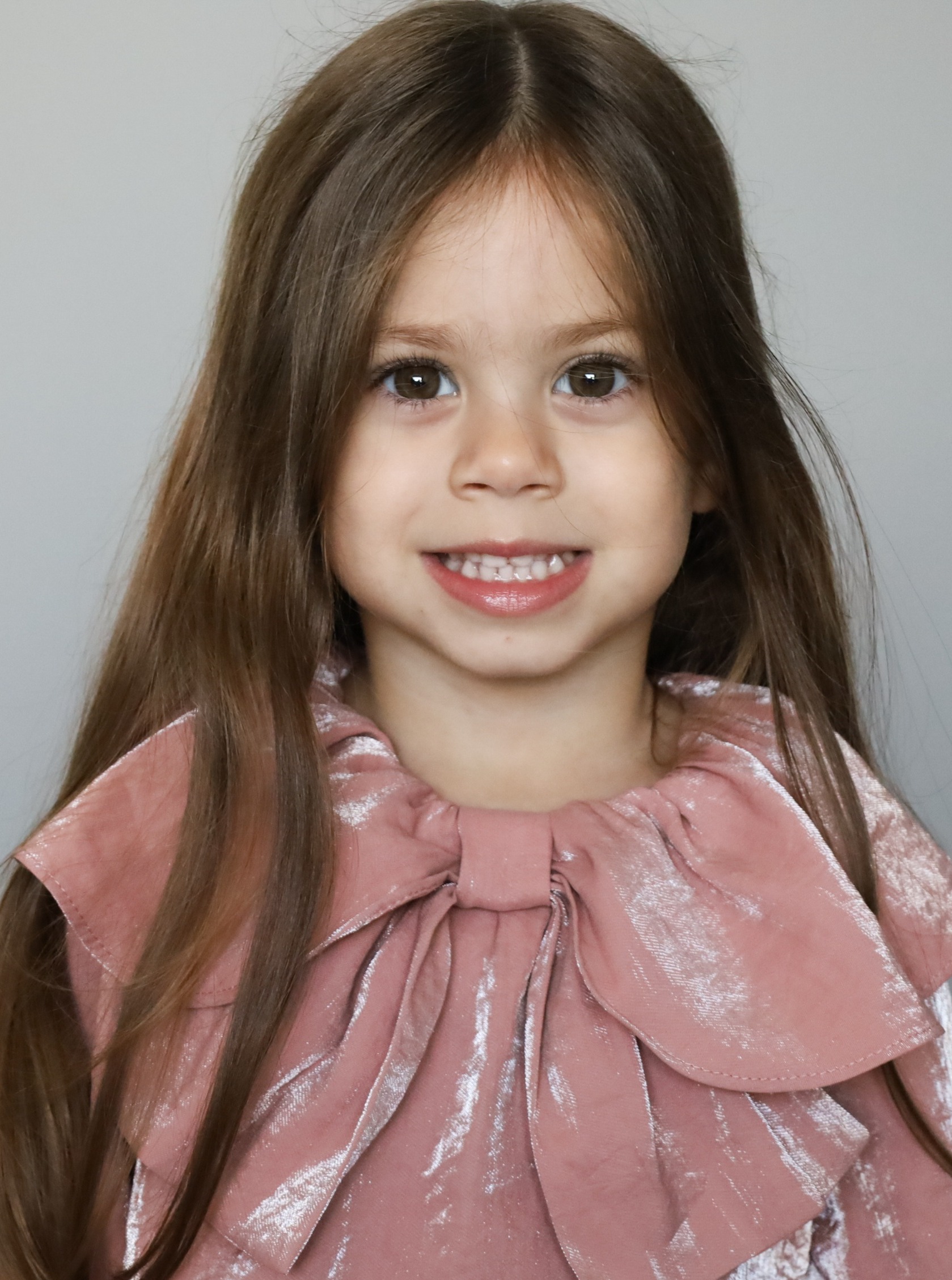 Discover Rose Anas unique portfolio on MMG Talent!