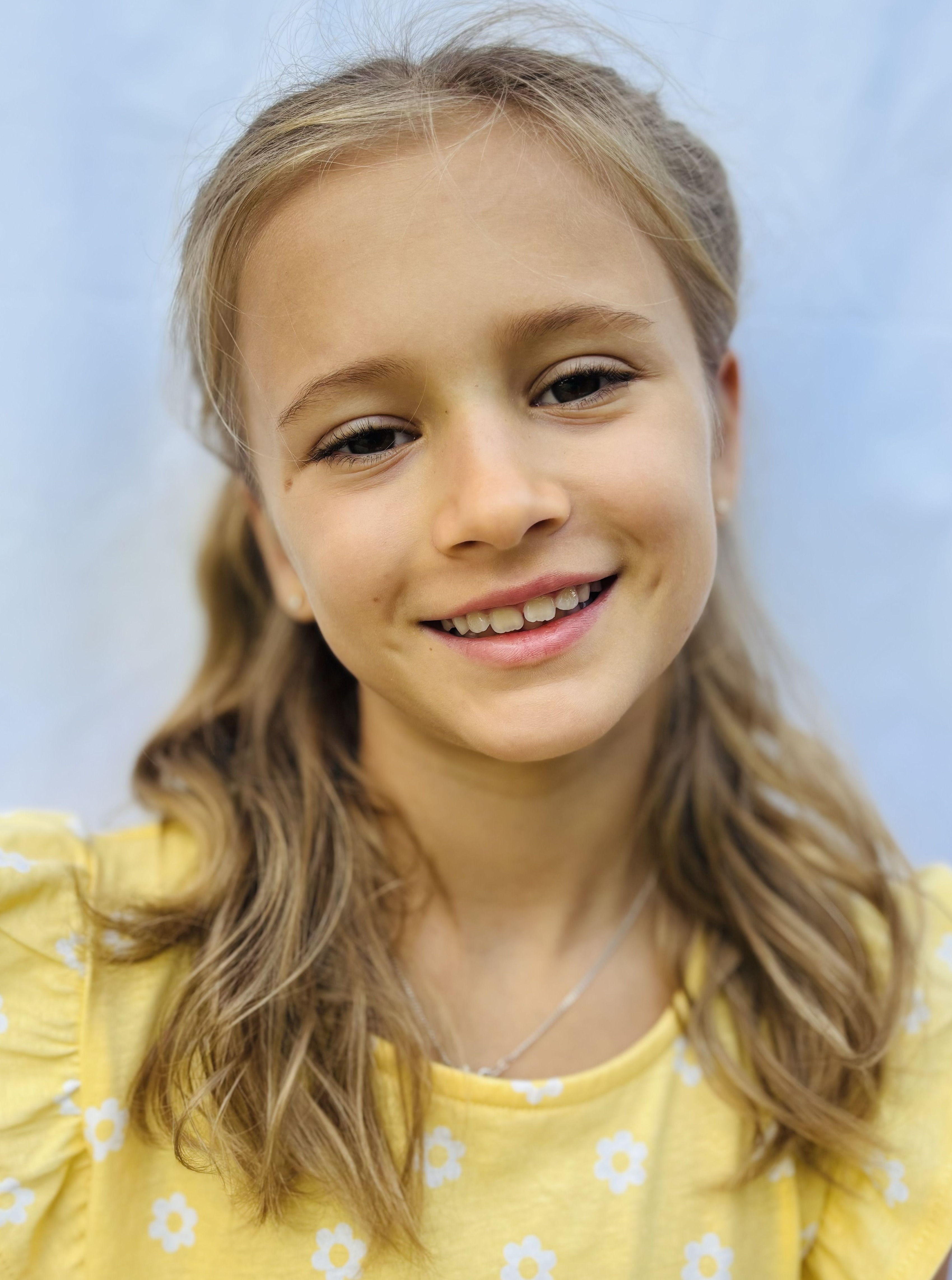 Discover Emilias unique portfolio on MMG Talent!