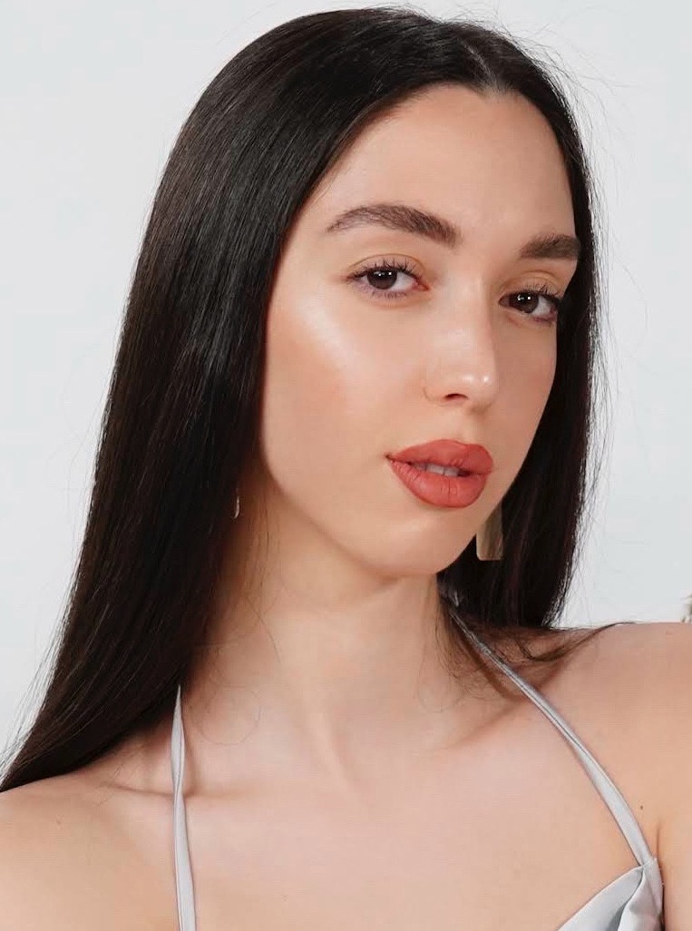 Discover Malaks unique portfolio on MMG Talent!