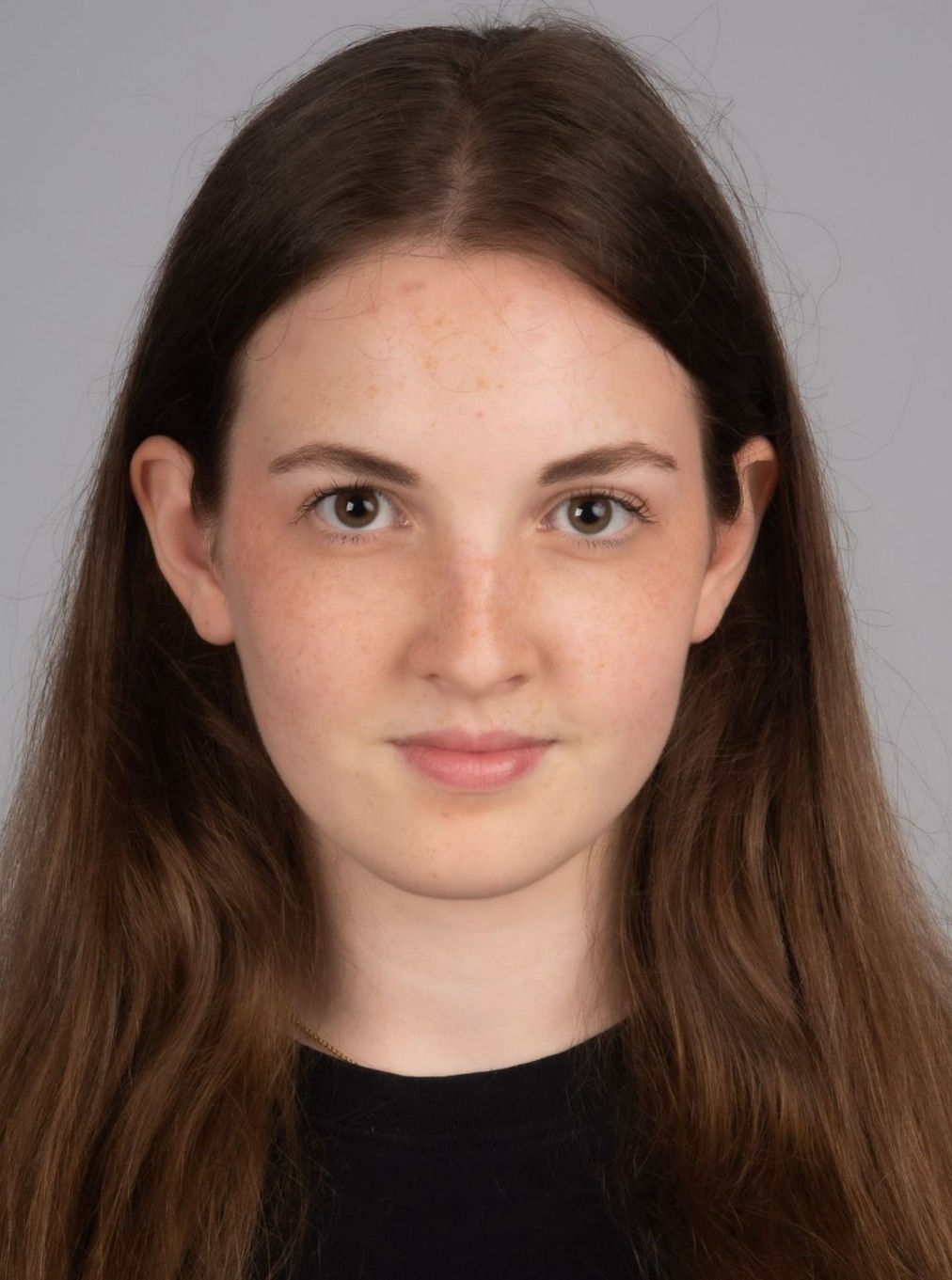 Discover Zsa Zsas unique portfolio on MMG Talent!