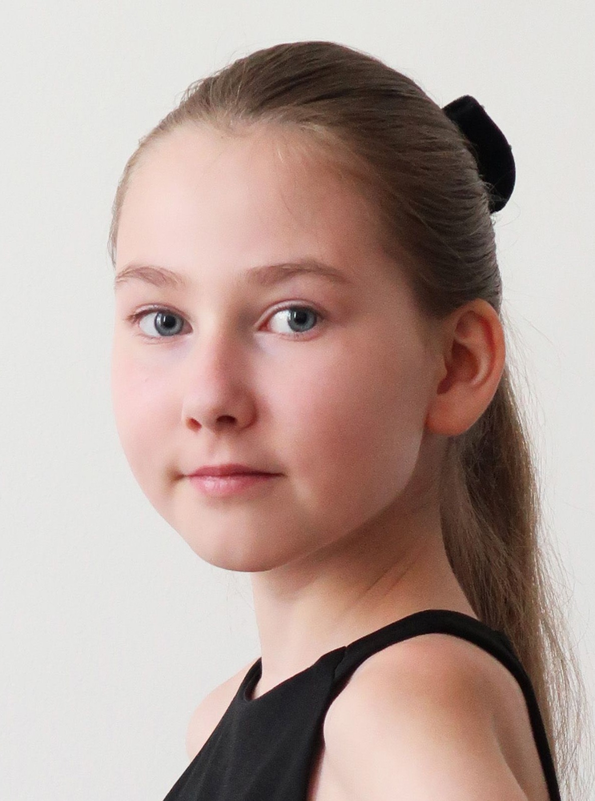 Discover Ulianas unique portfolio on MMG Talent!