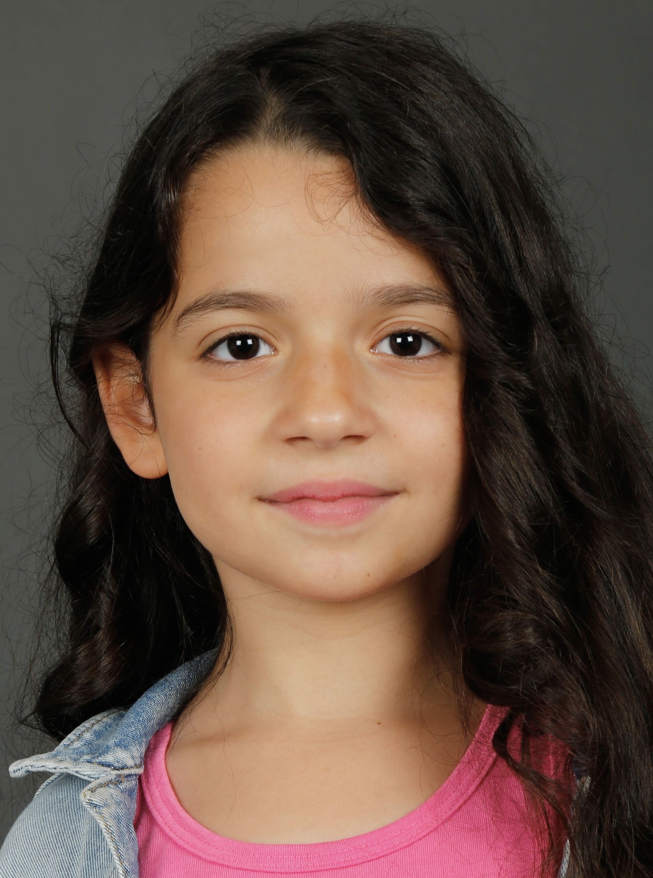 Discover Natalies unique portfolio on MMG Talent!