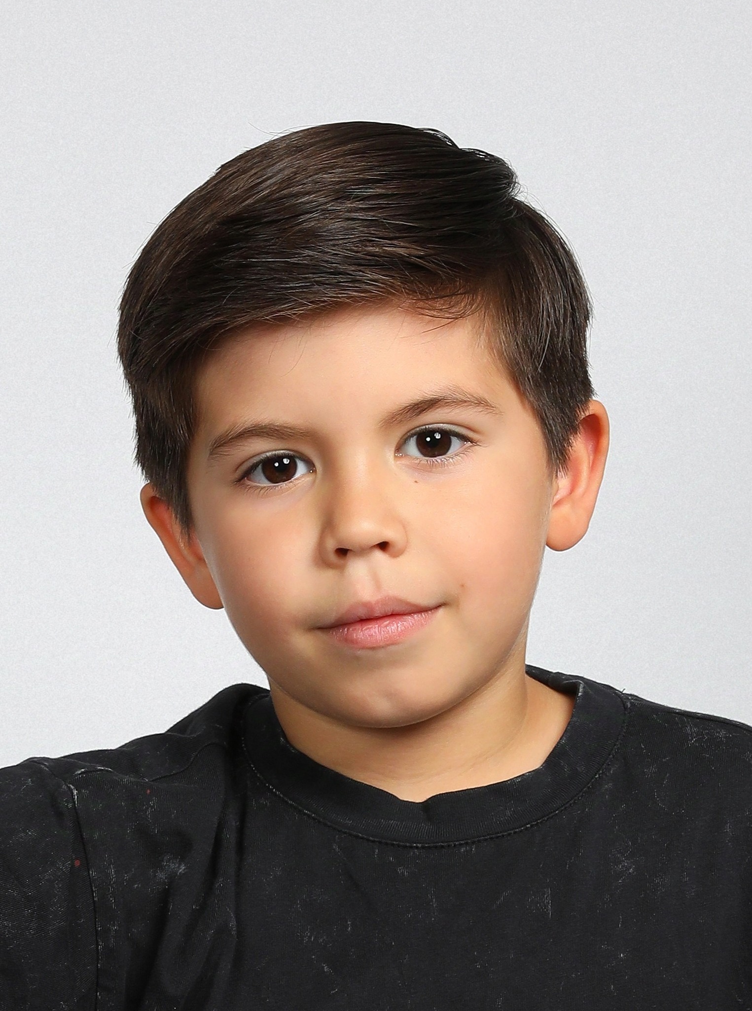 Discover Nicos unique portfolio on MMG Talent!