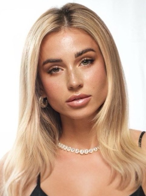 Discover Martas unique portfolio on MMG Talent!