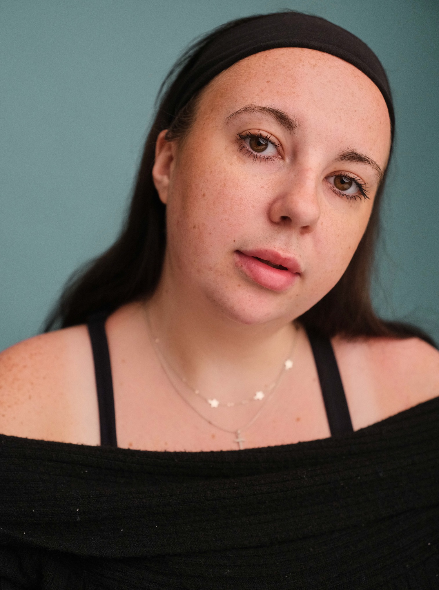 Discover Mollys unique portfolio on MMG Talent!