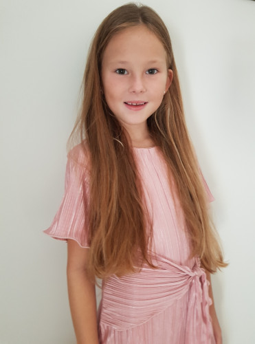 Discover Amys unique portfolio on MMG Talent!