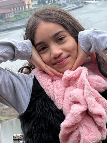 Discover Samas unique portfolio on MMG Talent!