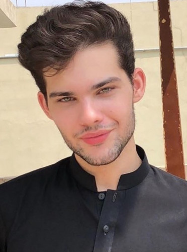 Discover Syeds unique portfolio on MMG Talent!