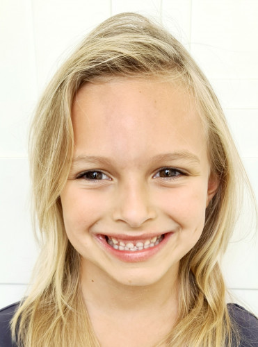 Discover Zoes unique portfolio on MMG Talent!