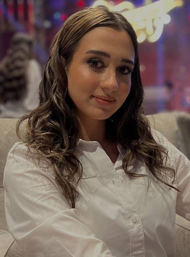 Discover Safias unique portfolio on MMG Talent!