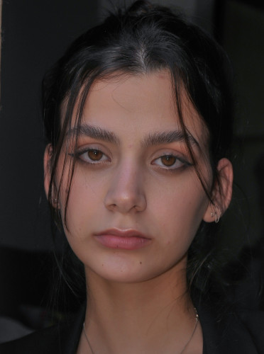 Discover Samanthas unique portfolio on MMG Talent!