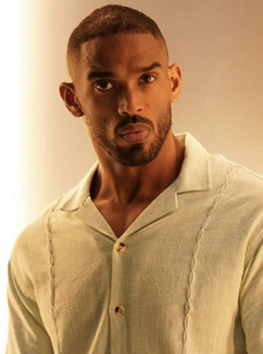 Discover Alis unique portfolio on MMG Talent!