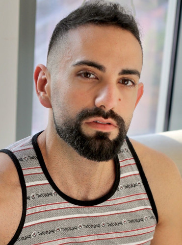 Discover Fadis unique portfolio on MMG Talent!