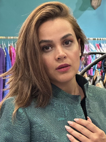 Dina from Dubai | Portfolio & Profile - Model, Hostess, Performer | MMG ...