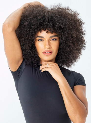 Danielle from Dubai | Portfolio & Profile - Model, Performer, Voice ...