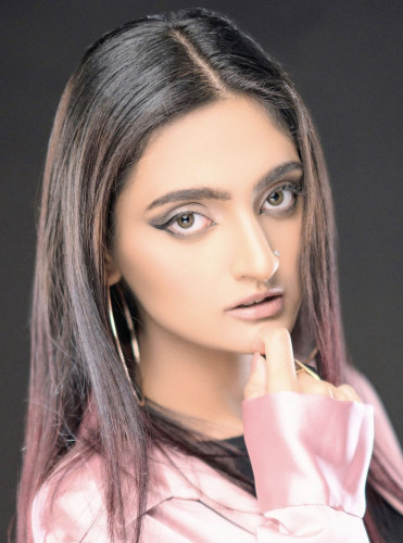 Discover Mariams unique portfolio on MMG Talent!