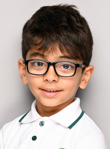 Discover Hadys unique portfolio on MMG Talent!