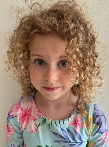 Discover Hannahs unique portfolio on MMG Talent!