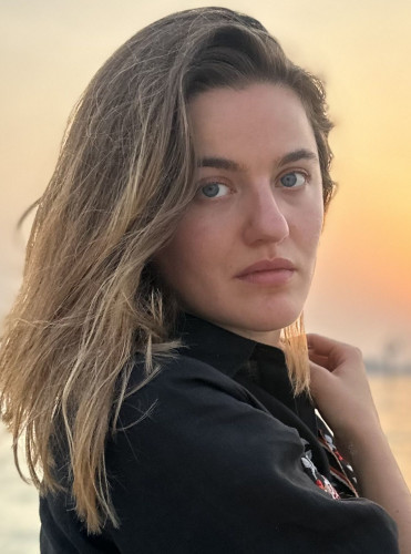 Discover Elenas unique portfolio on MMG Talent!