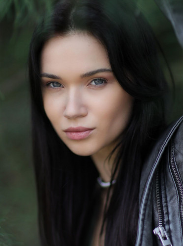 Discover Kristinas unique portfolio on MMG Talent!