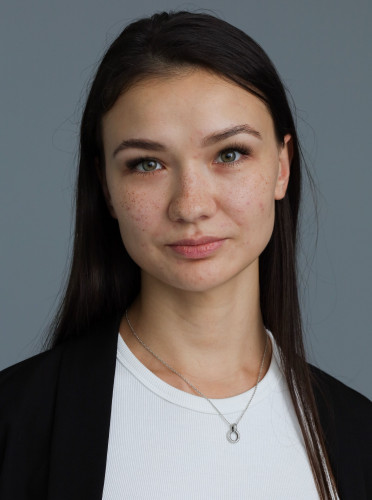 Discover Mariyas unique portfolio on MMG Talent!