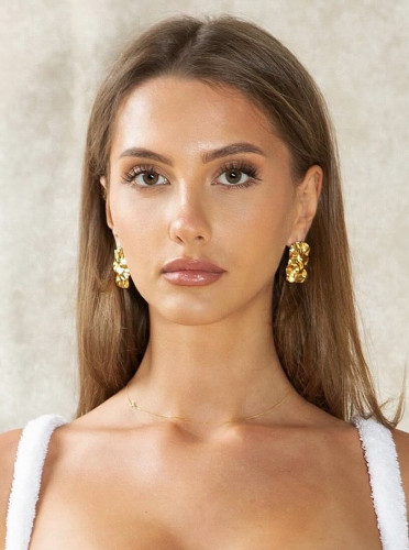 Discover Luxs unique portfolio on MMG Talent!