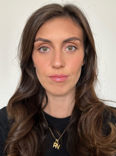 Discover Bethanys unique portfolio on MMG Talent!