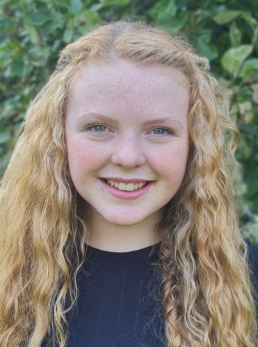 Discover Isla Graces unique portfolio on MMG Talent!