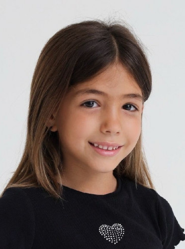 Discover Penelopes unique portfolio on MMG Talent!