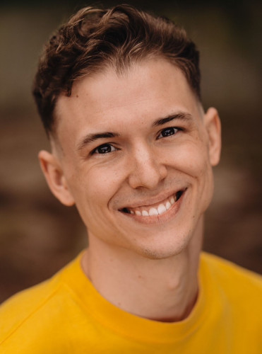 Discover Olivers unique portfolio on MMG Talent!