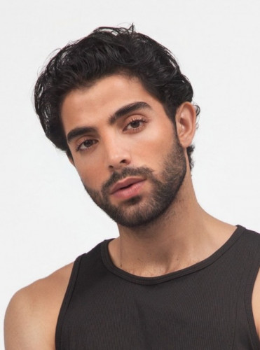 Discover Nours unique portfolio on MMG Talent!