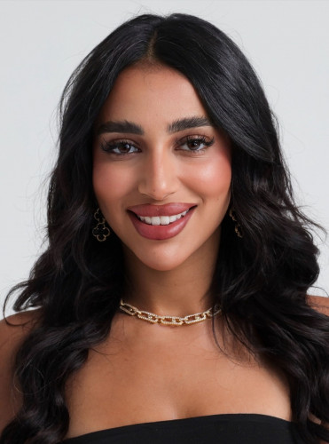 Discover Noors unique portfolio on MMG Talent!