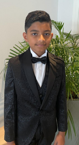 Discover Craigs unique portfolio on MMG Talent!